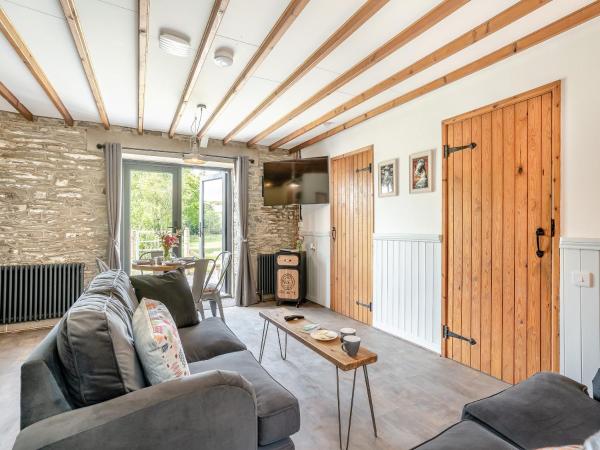 The Old Cowsheds 2 - Shippon - Uk49787 - Lampeter