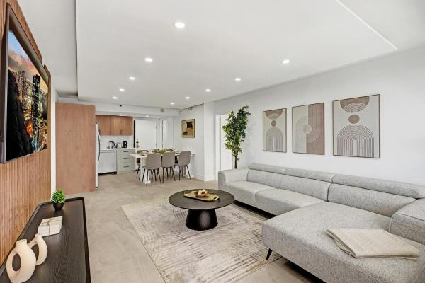 Modern 4br With Ocean Views Pools And Direct Beach Access 717 - Miami Beach, FL