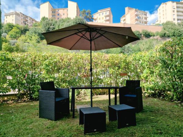 Siena Centro Con Parcheggio Privato E Giardino - Siena