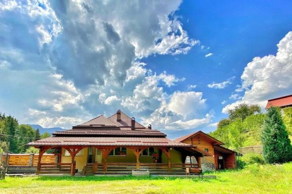 Premium Mountain View Chalet - Borșa