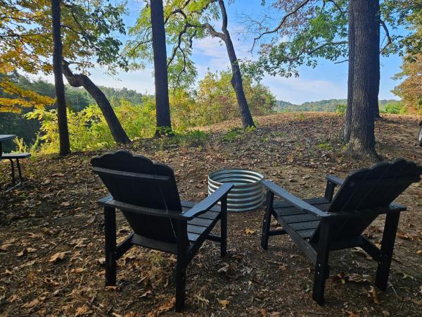 The Hocking Hills Store Campsite #3 - オハイオ州