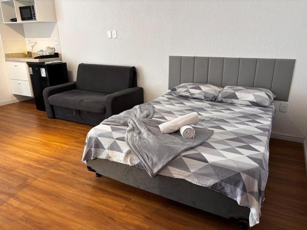 100 M Da Praia Do Forte Com Ar E Wi Fi. - Cabo Frio