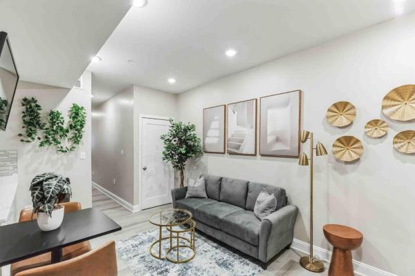 Large 2br In Old City That Sleeps 8 - Barrington, NJ