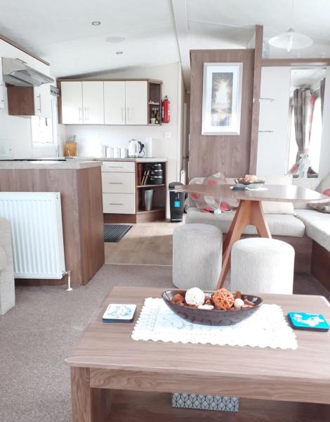 Modern 2017 Model Delta Sienna Static Caravan In Clarach Bay - North Wales