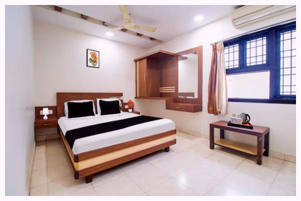 Hotel Kanika Palace Near Railway Station - Bhubaneshwar