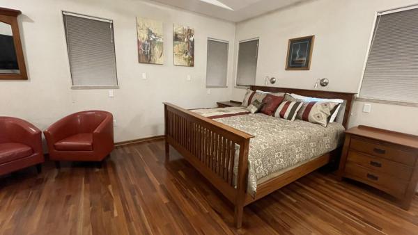 R And R Hideaway Suite - Fairbanks, AK