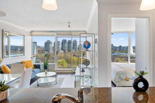 Affordable Downtown Escape 1br Near Gastown - North Vancouver