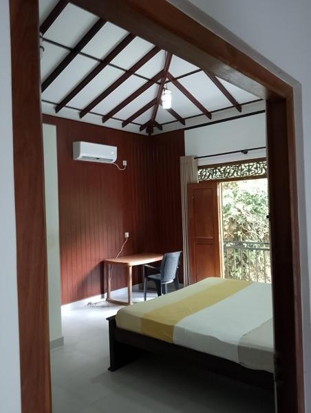 Karu's Paddy House - Mirissa