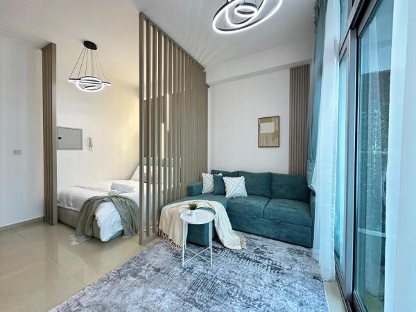 Minimalist Studio With Amazings Marina Canal Views - Dubaï