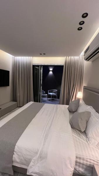 استديو فاخر مع جلسة خارجية - Riyadh