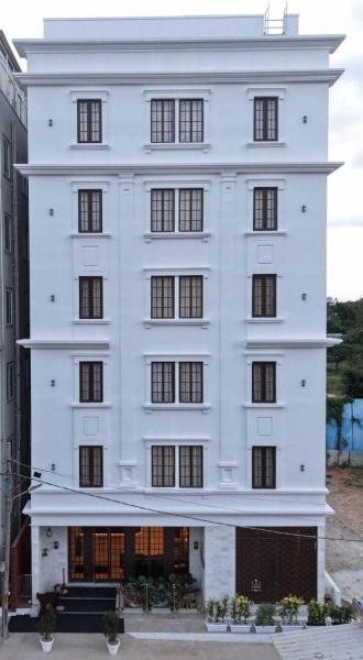 Royal Ace Boutique Hotel - Bhartiya City - Bangalore