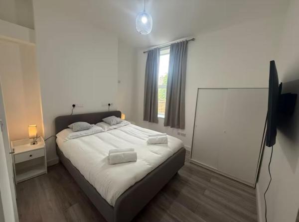 Spacious 2 Bedroom Flat In Heart Of London! - London Paddington Station