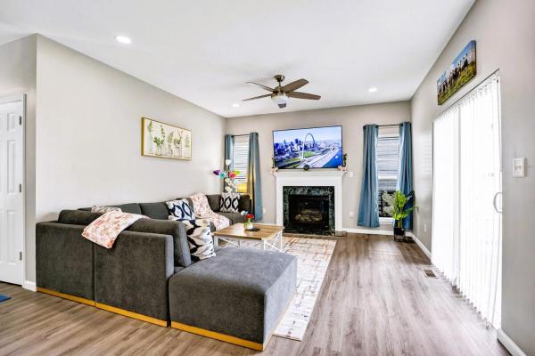 Spacious 4br Retreat Near Tower Grove, Slu And Attractions! - St. Louis, MO