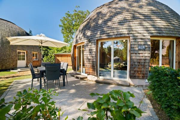 Kugelhaus Selene - Ruhiger Rückzugsort In Sanfter Architektur - Neubrandenburg