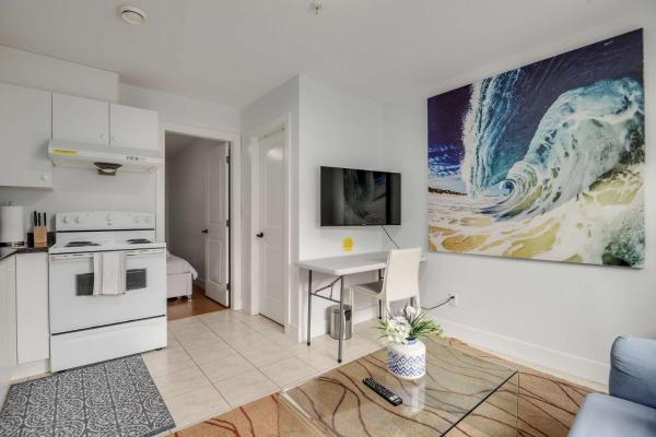 Luxury 1-bedroom Suite In Vancouver - North Vancouver