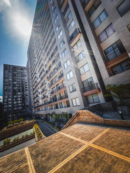 Moderno Apartamento Cerca De Las Mejores Clínicas De La Ciudad - Bucaramanga