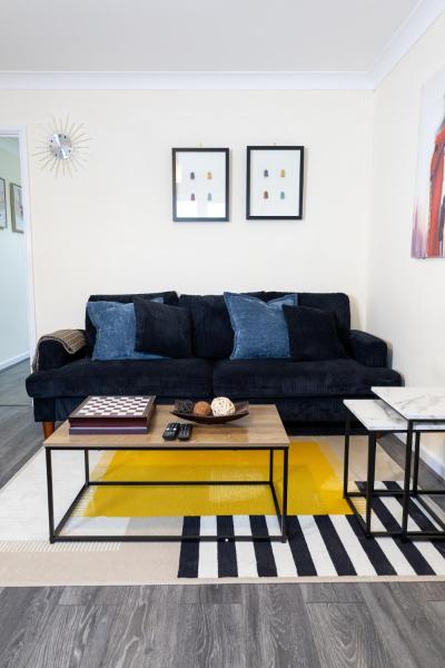 Modern 3-bed Bradley Stoke Self Check-in Free Parking Fast Wi-fi - Bristol