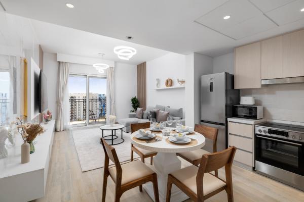 Maison Privee - Sleek Yas Getaway With Ferrari World And Canal Views - Abu Dhabi