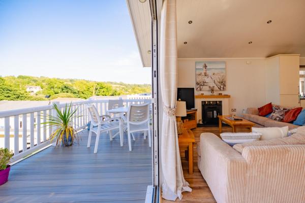 Exclusive 3 Bedroom Lodge - Walk To Saundersfoot - Narberth