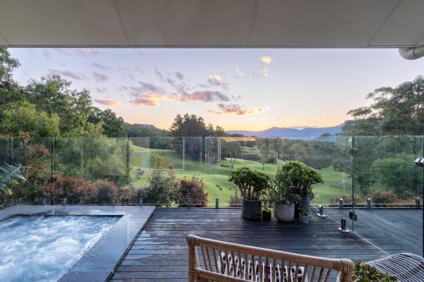 Ralphies Villa 2 Bed 2 Bath With Valley Views - Kangaroo Valley