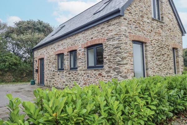 Barn 2 - Gorran Haven