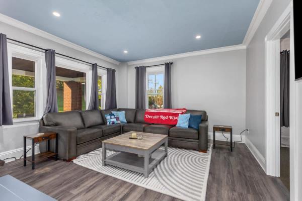 Rink Side Retreat - Grand Rapids, MI