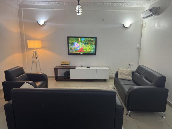 Appart Meublé Moderne Wifi,tv - Omnisports, Fouda - Yaoundé