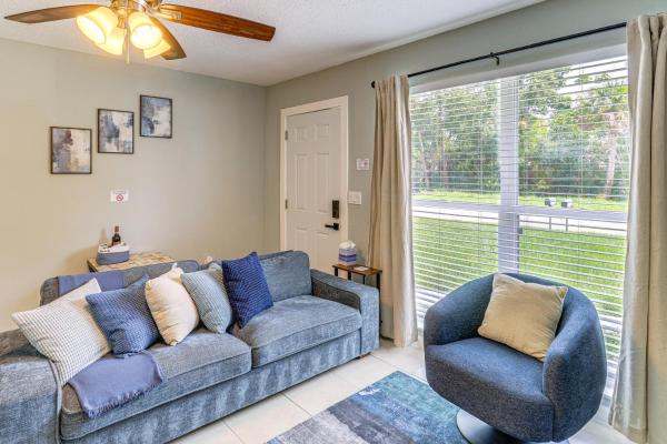 Mins To Beaches And Hca Hospital Fort Pierce Home - Vero Beach, FL