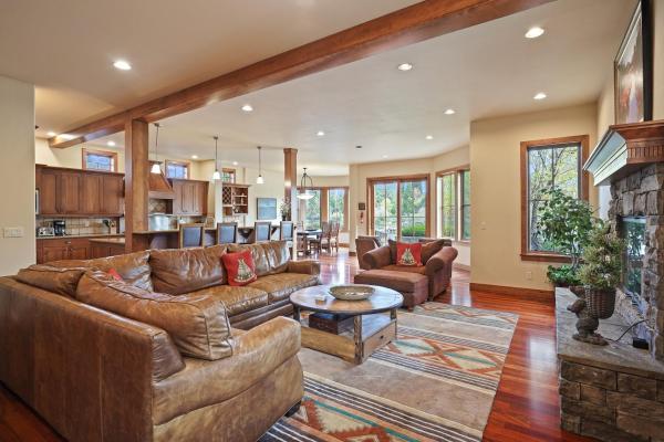 Drake Park Villa Home - Bend, OR