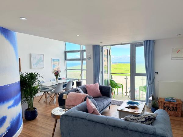 Penthouse 46zinc - Headland View - Mawgan Porth
