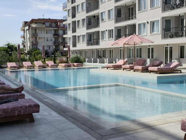 J'adore Secret Garden, Deluxe Apartment - Nessebar