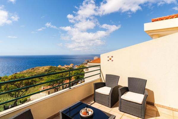 Sun & Ocean View Apartment - Caniço
