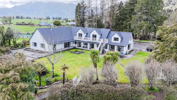 Westholm Lodge - West Coast