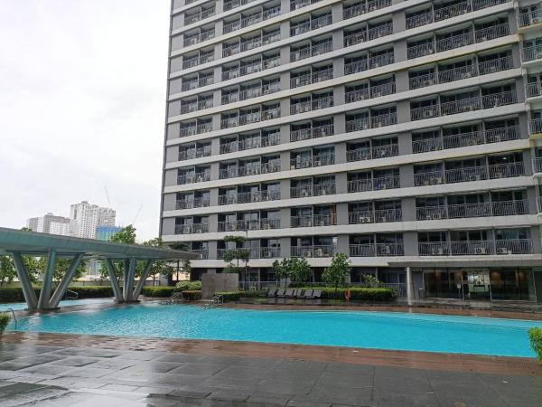 Japan Vibe Shaw Mrt Train Edsa 1br With Veranda Netflix Internet Prime Hbo Max Pool View - Pasig