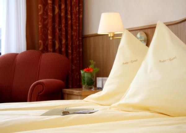 Altes Gasthaus Kuhr - Hotel & Restaurant - Westoverledingen