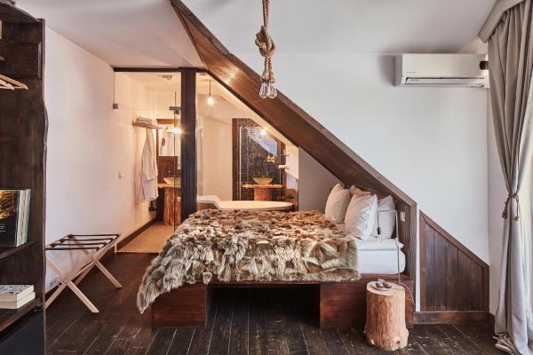 Domki Całoroczne Oraz Pokoje W Hotelu Z Dostępem Do Spa I Restauracji - Zár