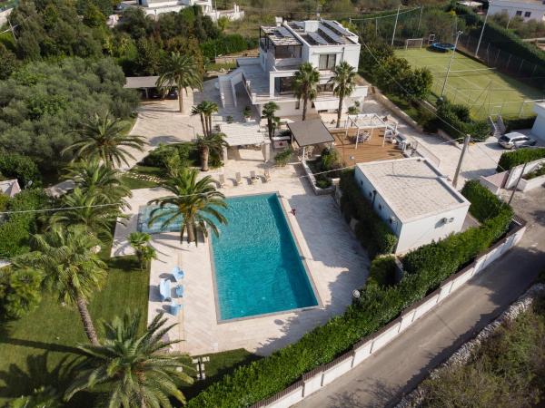Esclusiva Villa Moderna Con Piscina E Campo Da Tennis - Locorotondo