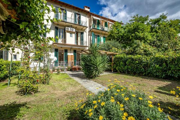 Yd Luminoso E Ampio Con Giardino - Florence