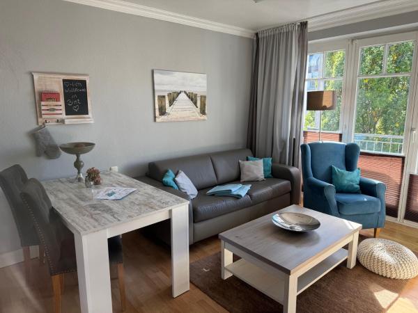 Haus Jahreszeiten Appartement Meeresrauscher By Unsere Urlaubszeit - Binz