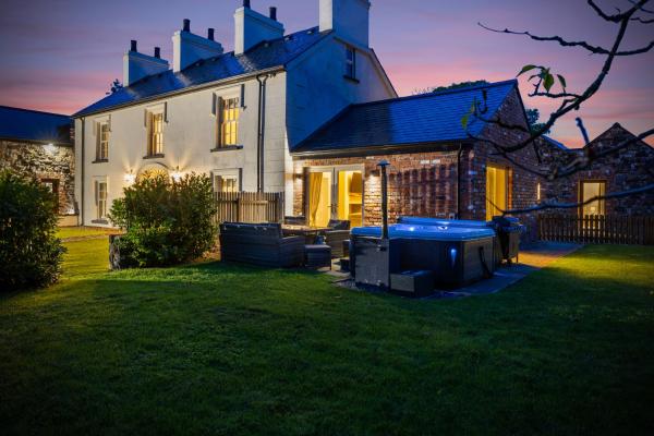 The Farmhouse At Corrstown Village - Portstewart
