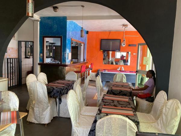 Maison Solaire Guesthouse - Yaounde