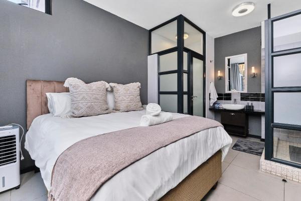 Luxury Stay In Rosebank 2-bedroom Apartment Walk To Rosebank Mall & Gautrain - Johannesburg