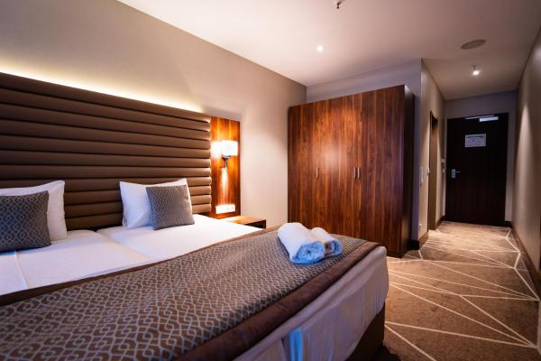 Puzzle Hotel Airport Frankfurt - Rüsselsheim