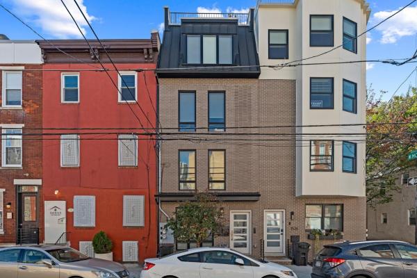 South Philly Home With Patio And Workspace Near Downtown - Philadelphia