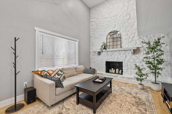 Hoosier Hq Sleek 3-bed Near Iu - Bloomington