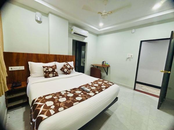 Collection O Narsampet Crossway Telangana Formerly Hotel Silver Moon - Maharashtra