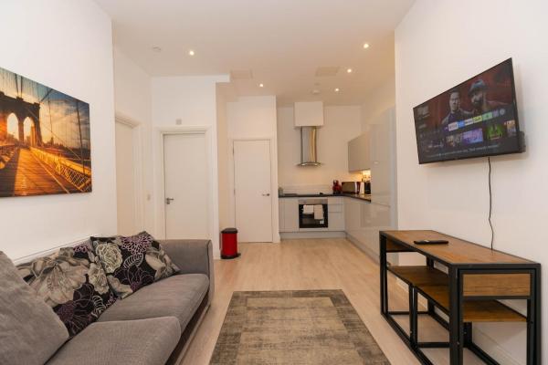 1 Bedroom Apt Near Town & Theatre - Aylesbury