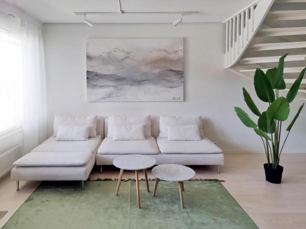 Two-story Stay By The River - Rovaniemi