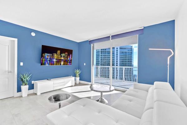 Luxury Penthouse In The City With 2 Free Parking - Miami
