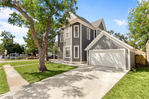 The Bowie Grand - Historic Comfort In Seguin - Seguin